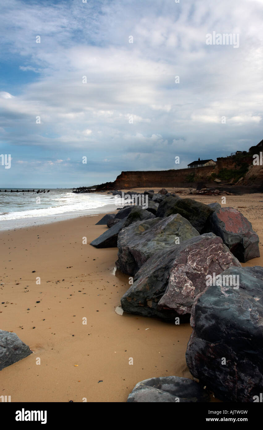 Revetments, happisburgh, norfolk hi-res stock photography and images ...