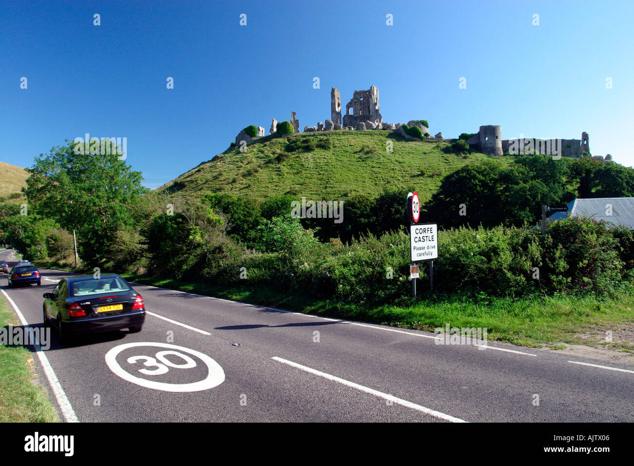 National trust sign corfe hi-res stock photography and images - Alamy