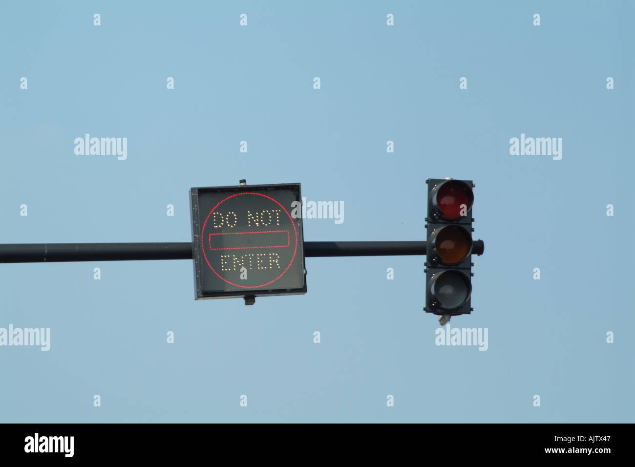 do not enter road sign traffic light USA Stock Photo - Alamy