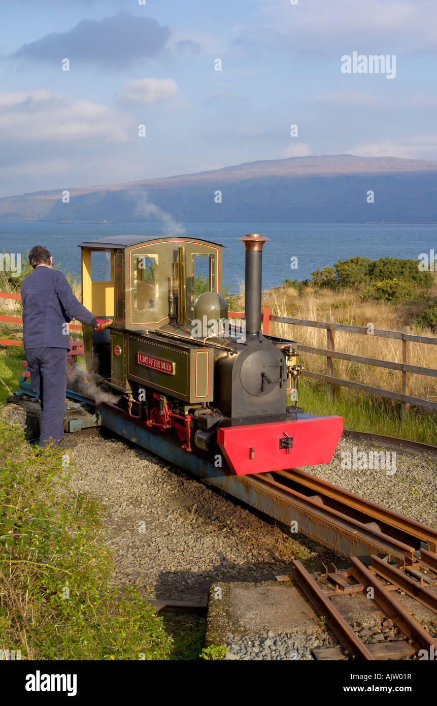 steam engine lady of the isles on the turntable at craignure isle of ...