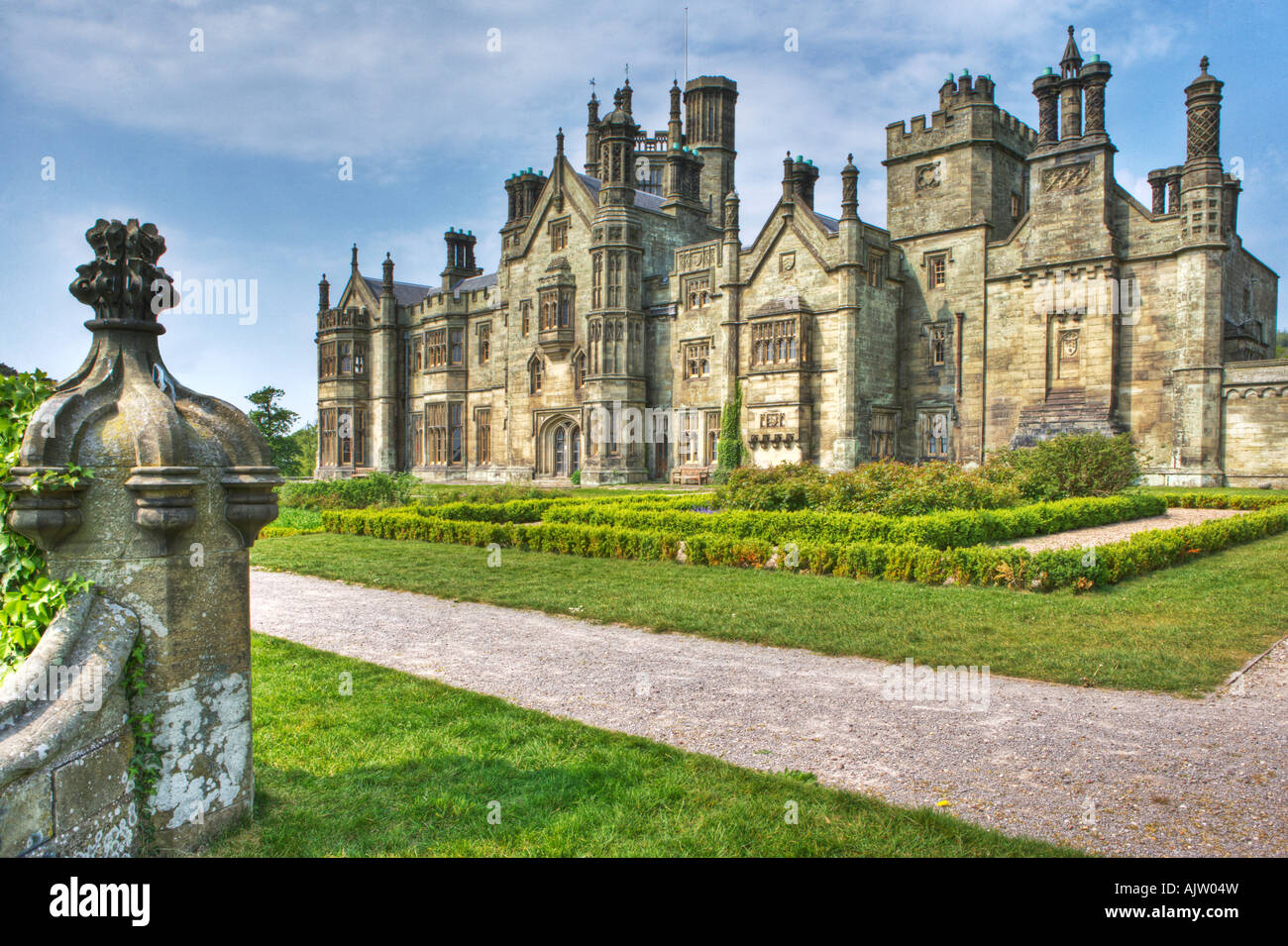 Tudor Gothic Stock Photos & Tudor Gothic Stock Images - Alamy