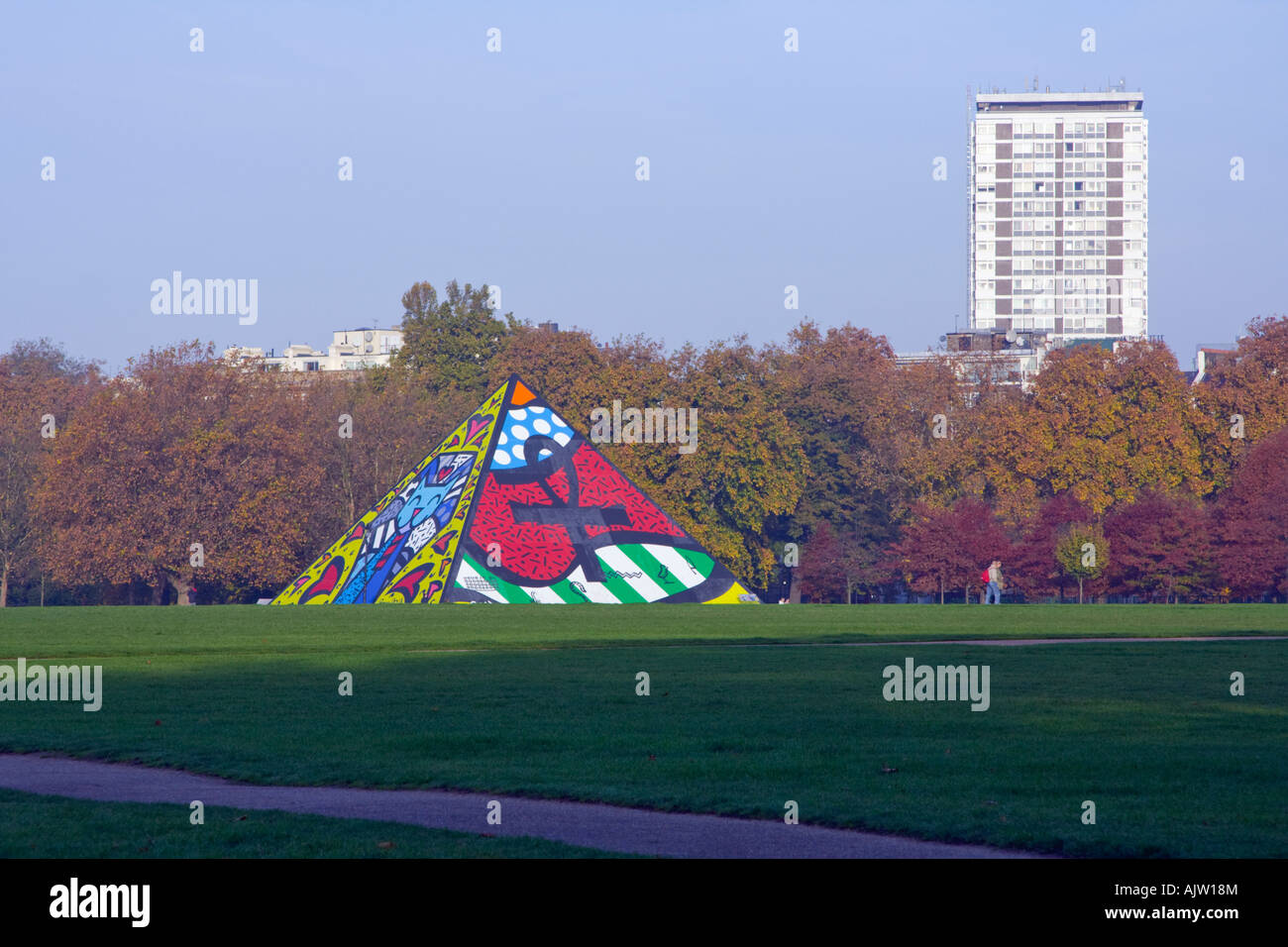 45ft high pyramid in Hyde Park to publicise the forthcoming exhibition ...