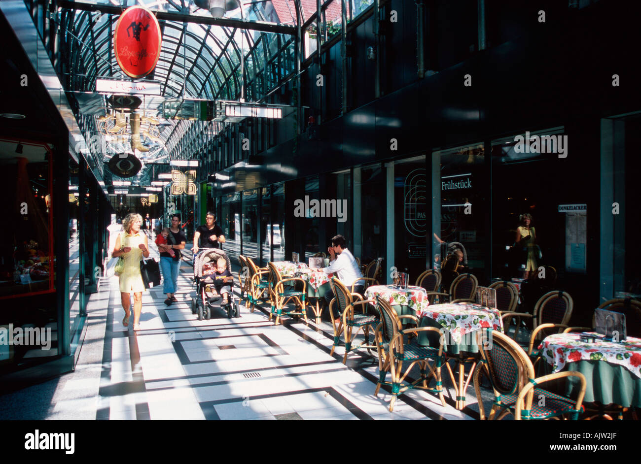 Shopping passage / Stuttgart Stock Photo - Alamy