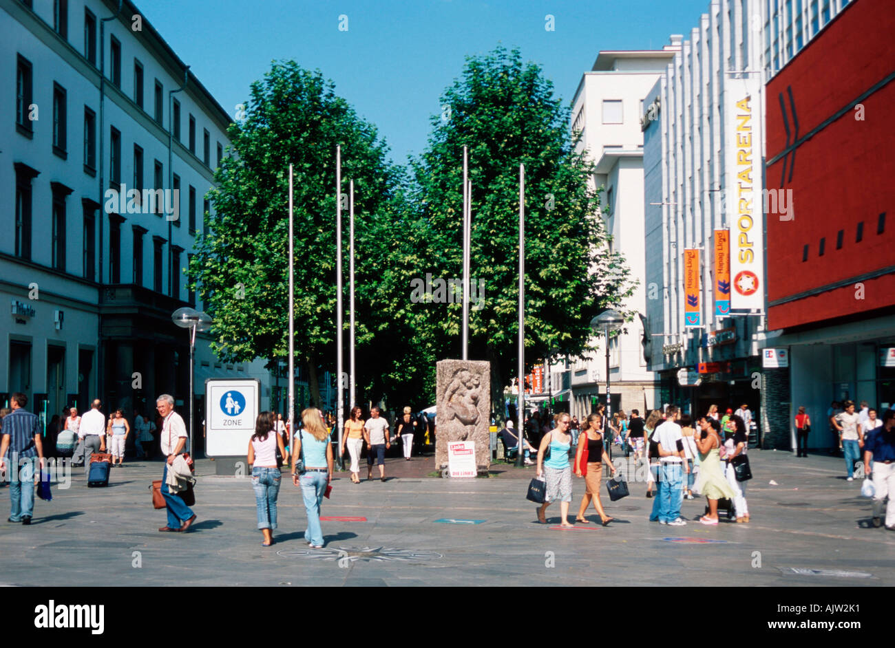 Stuttgart shopping street hi-res stock photography and images - Alamy
