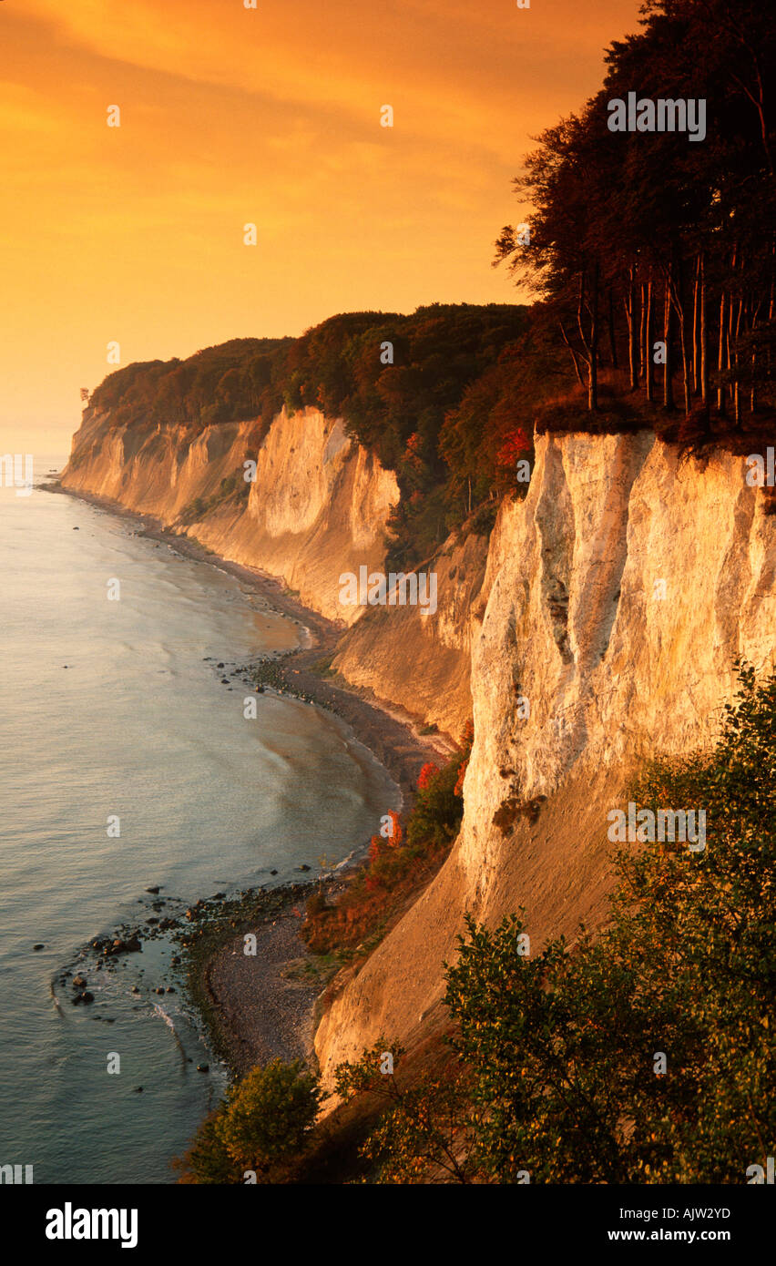 Chalk Cliff Coast Stock Photo - Alamy