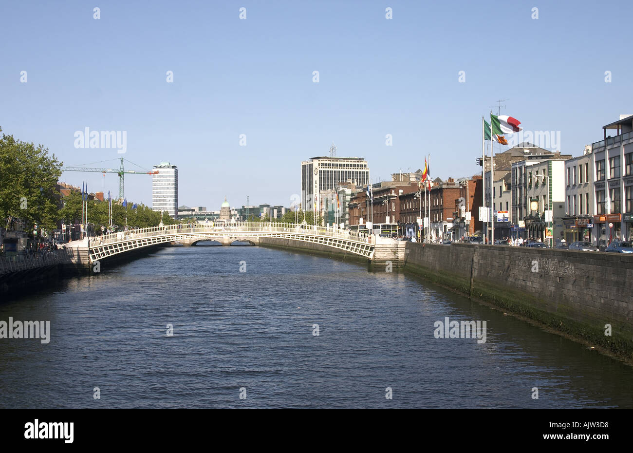 Ha penny Bridge River Liffey Dublin Stock Photo - Alamy
