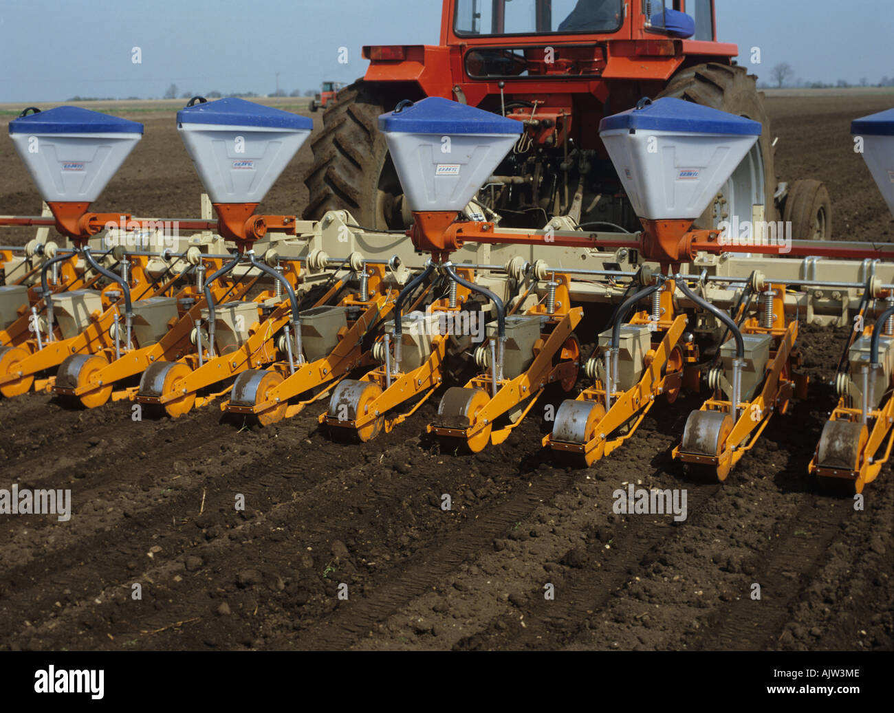 12 row seed drill hi-res stock photography and images - Alamy