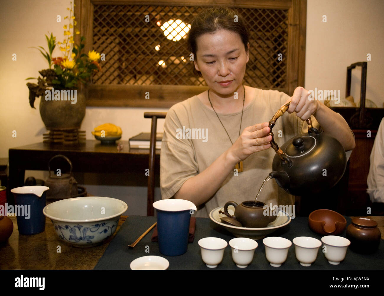 Taiwan taipei traditional tea house hi-res stock photography and images ...