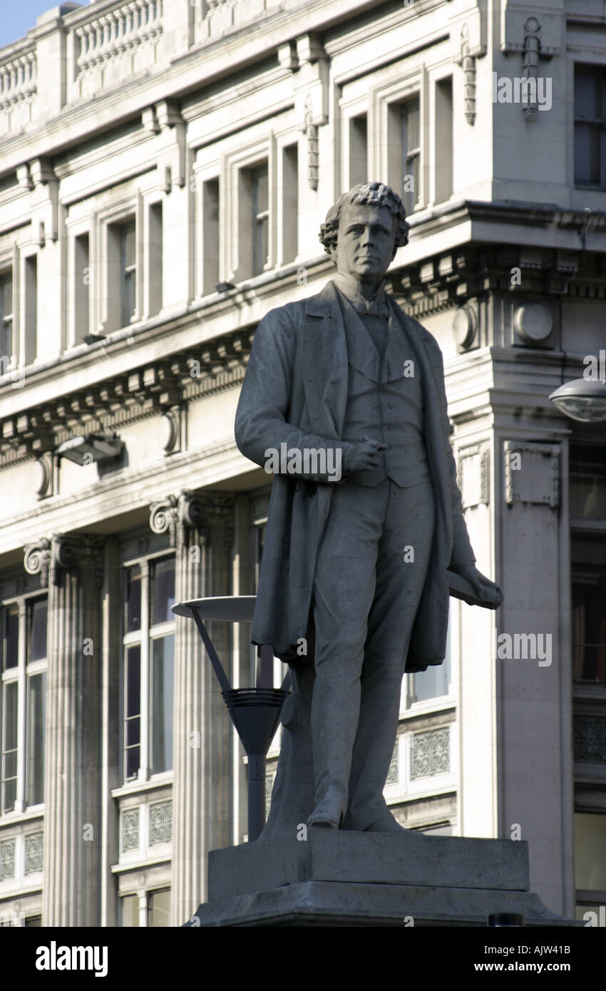 Statue O Connell Street Dublin Ireland Stock Photo - Alamy
