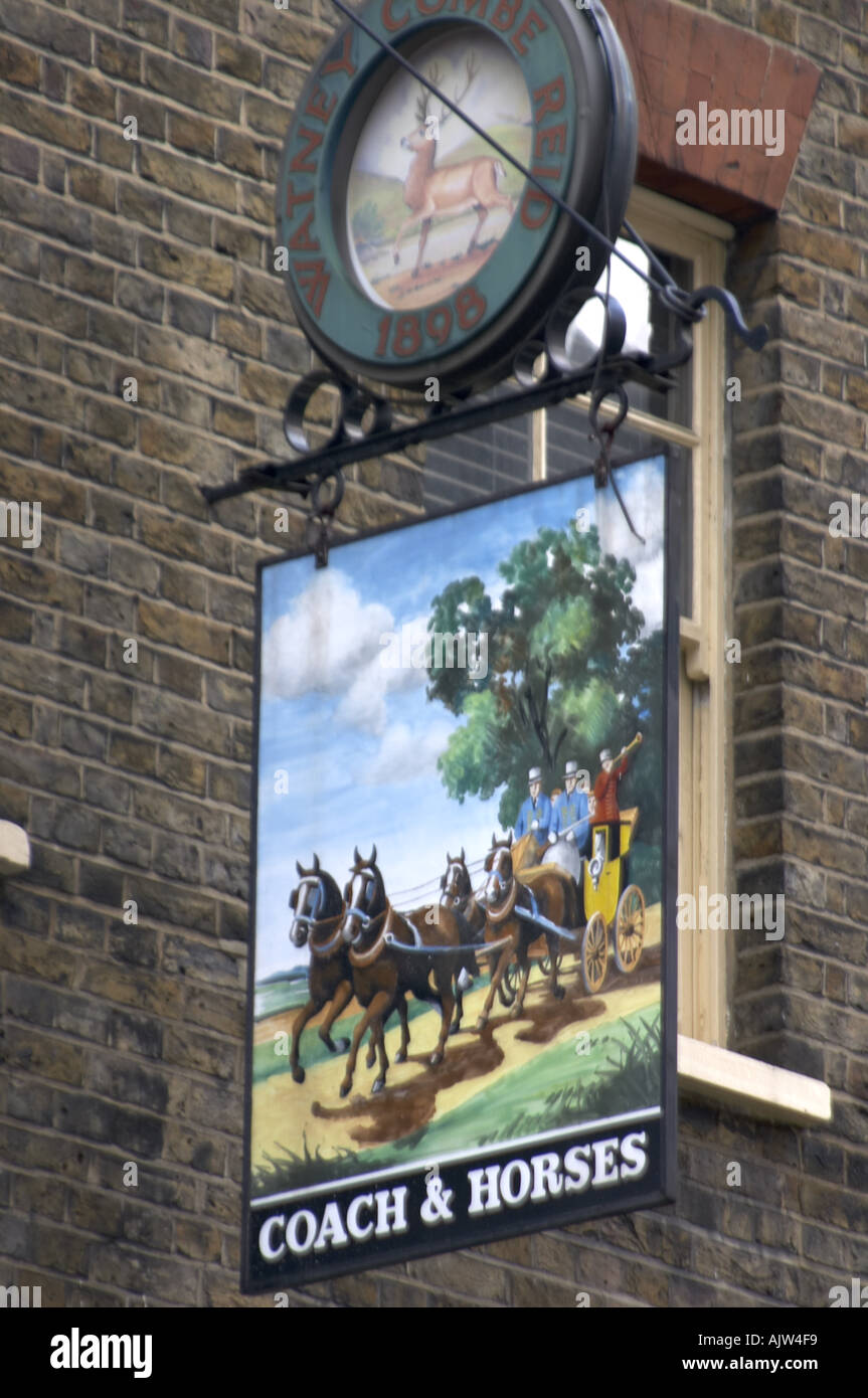 Coach and horses pub sign hi-res stock photography and images - Alamy