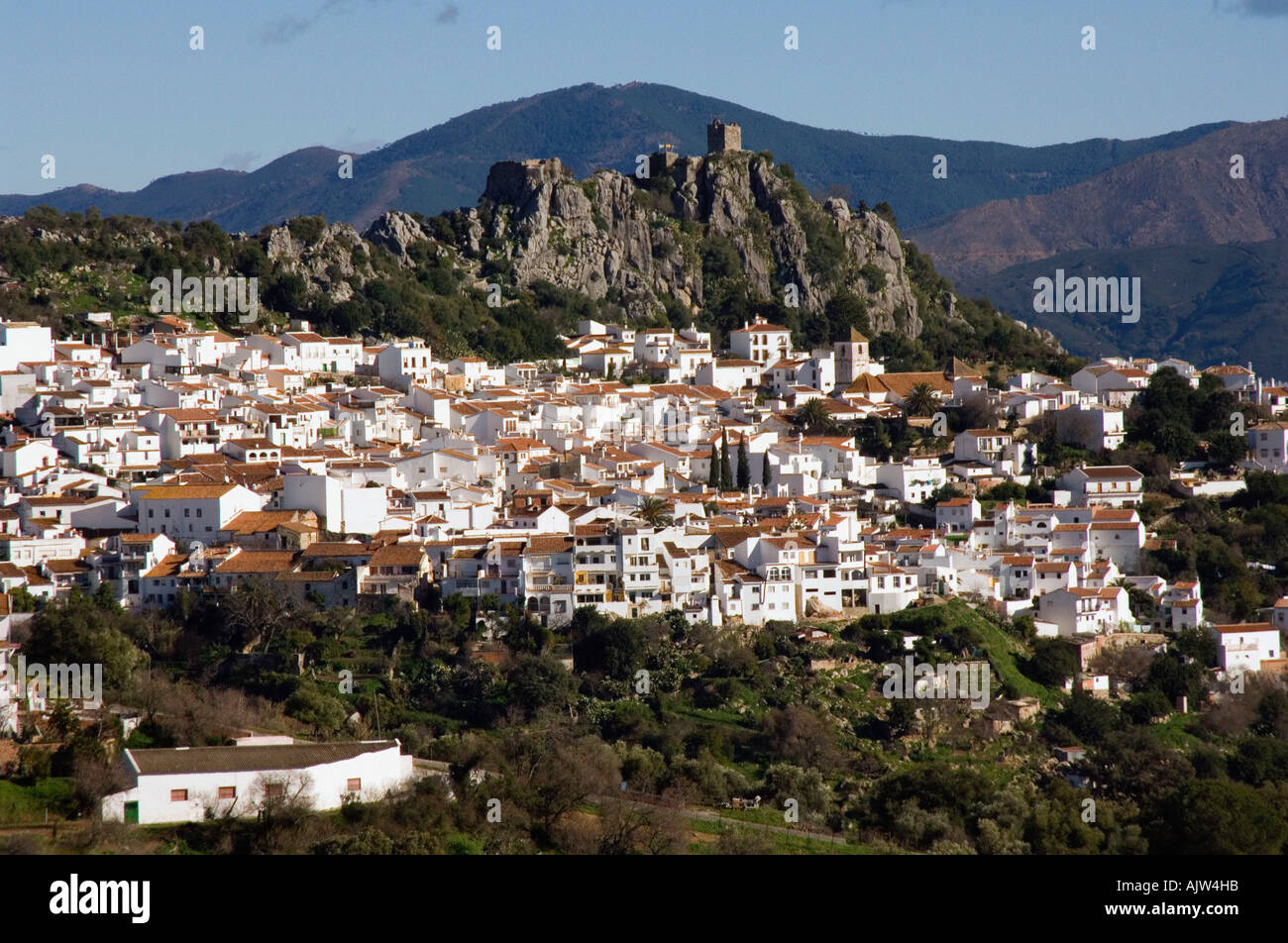 Pueblos blancos gaucin hi-res stock photography and images - Alamy
