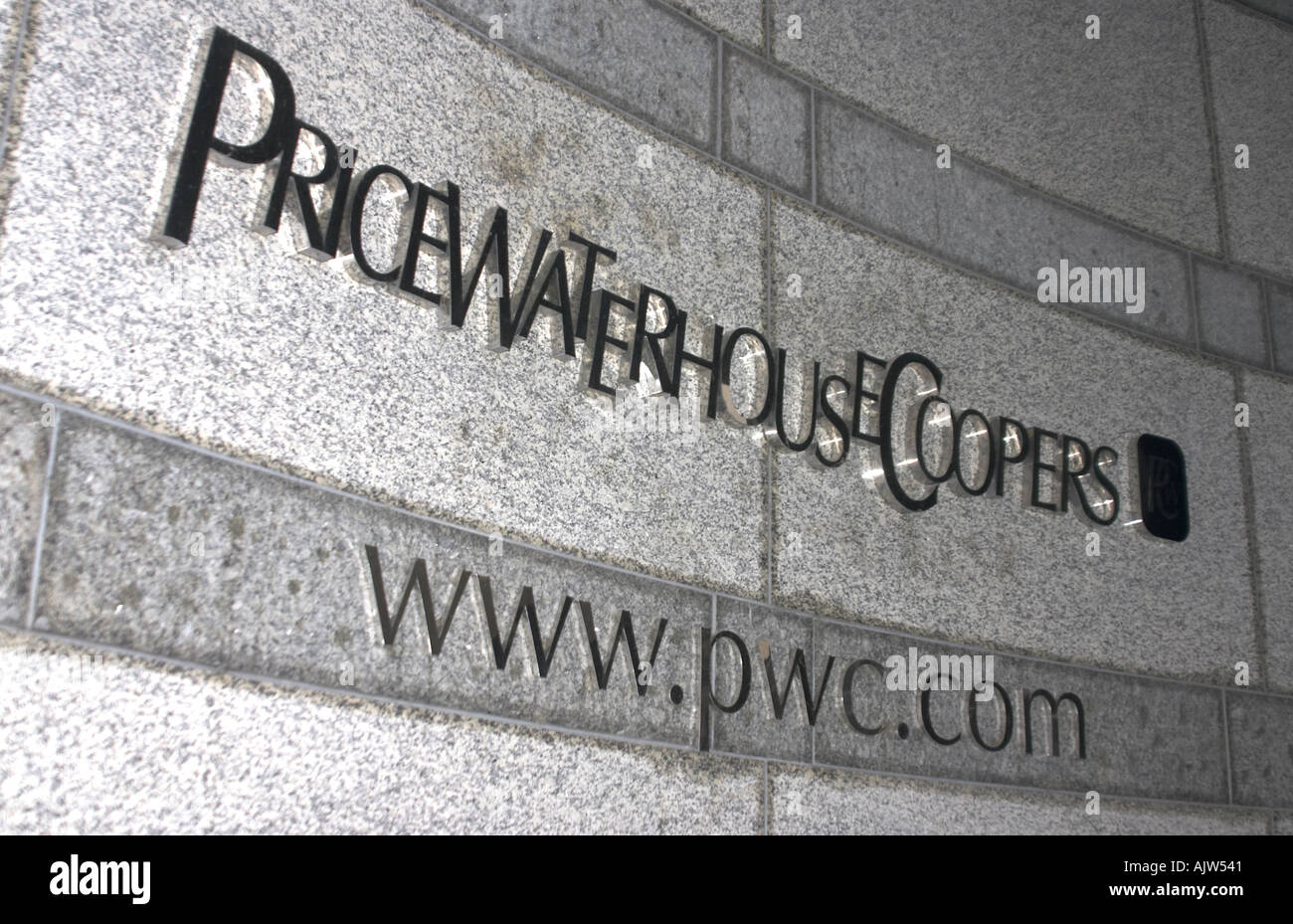 Pricewaterhousecoopers London Stock Photos & Pricewaterhousecoopers ...