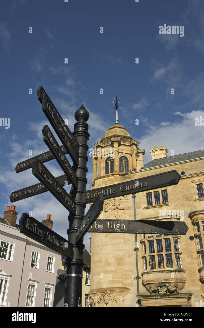 Oxford directions hi-res stock photography and images - Alamy