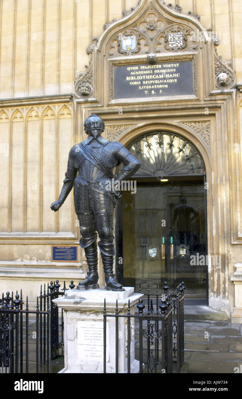 2004 at the british library hi-res stock photography and images - Alamy