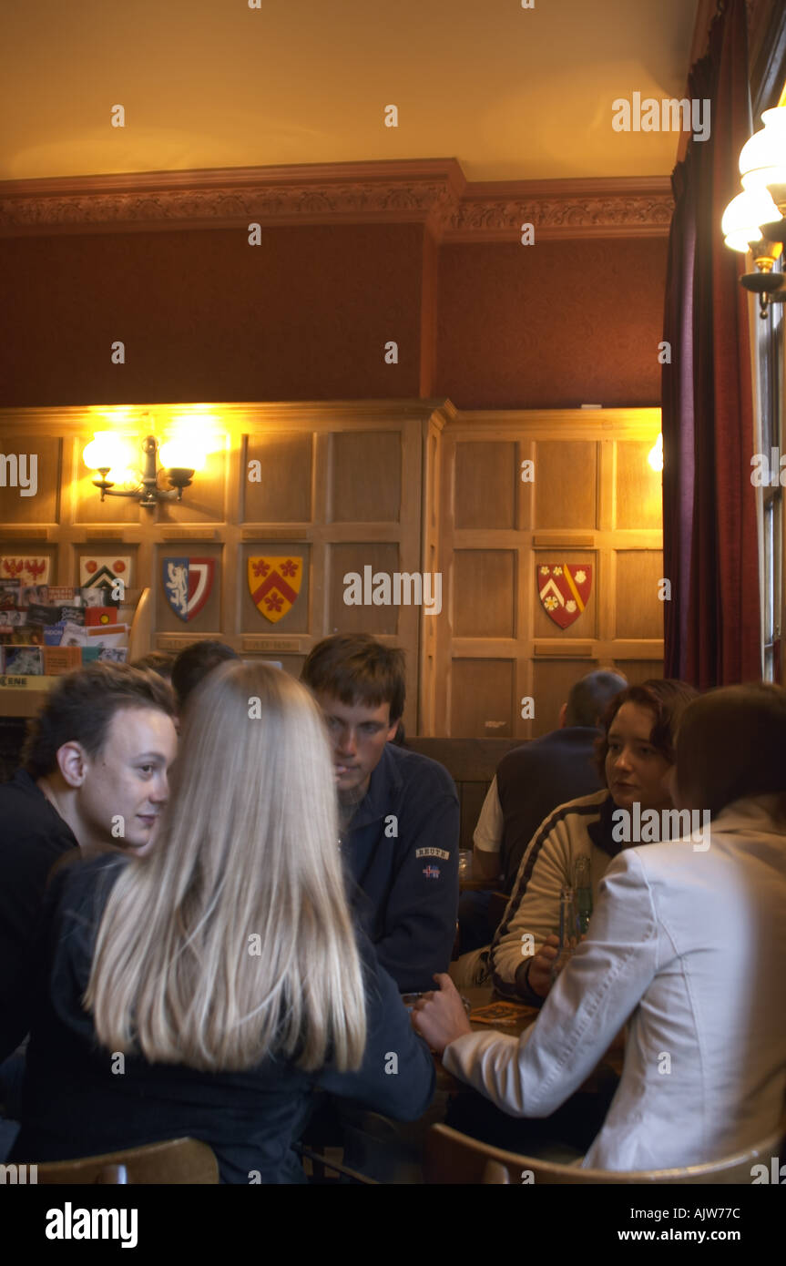 Oxford drinking hi-res stock photography and images - Alamy