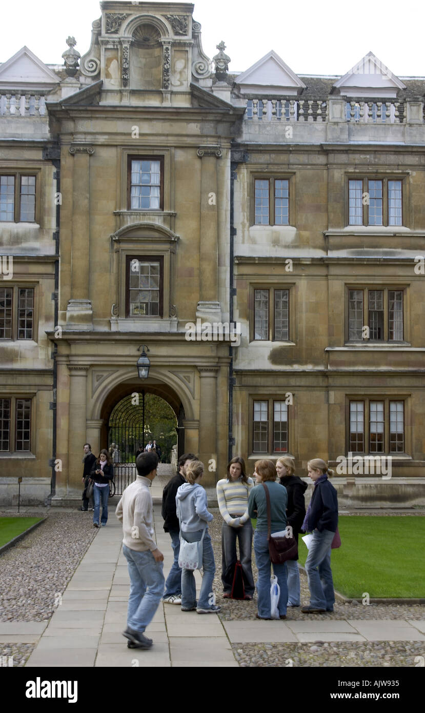 Clare college cambridge gate hi-res stock photography and images - Alamy