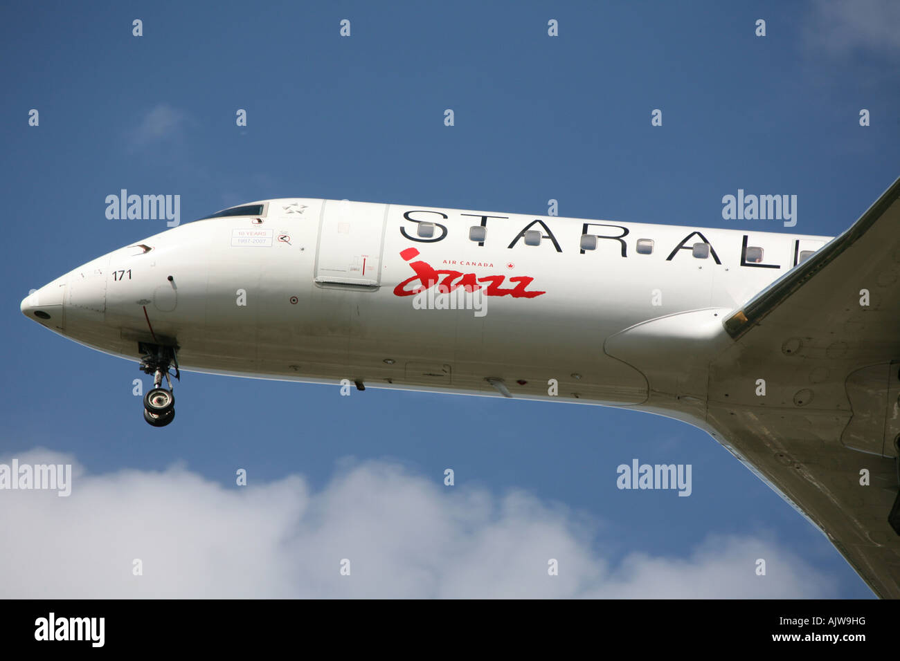 Passenger jet taking off from Regina Airport Stock Photo - Alamy