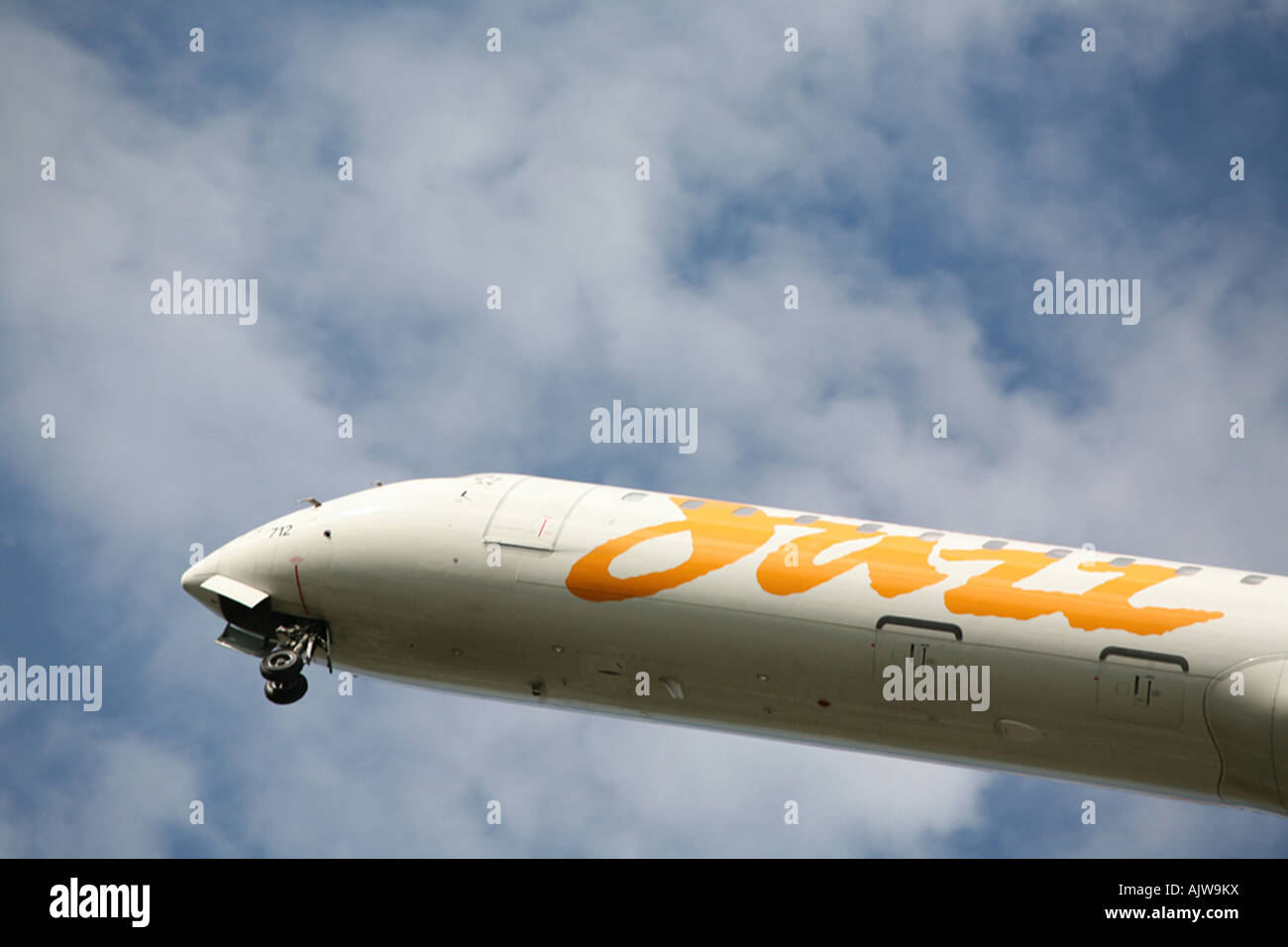 Passenger jet taking off Stock Photo - Alamy