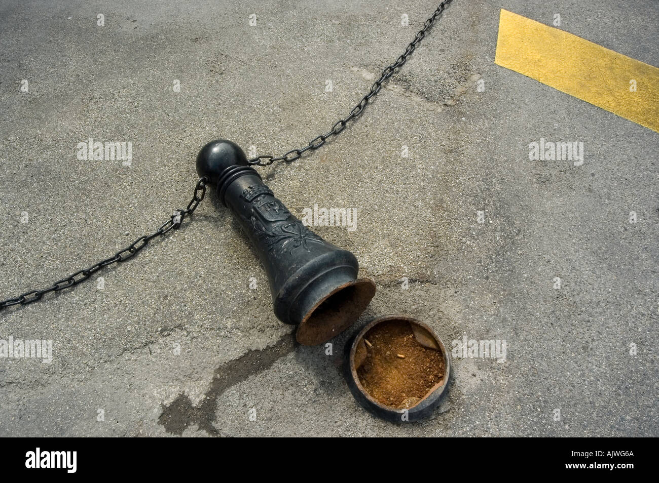 broken chain barrier Stock Photo - Alamy