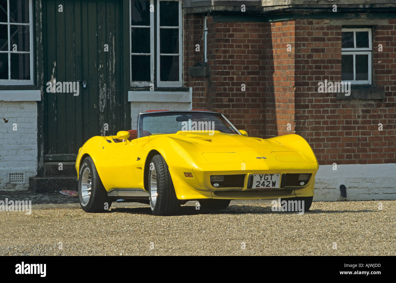 Convertible cabriolets sportscars hi-res stock photography and images ...