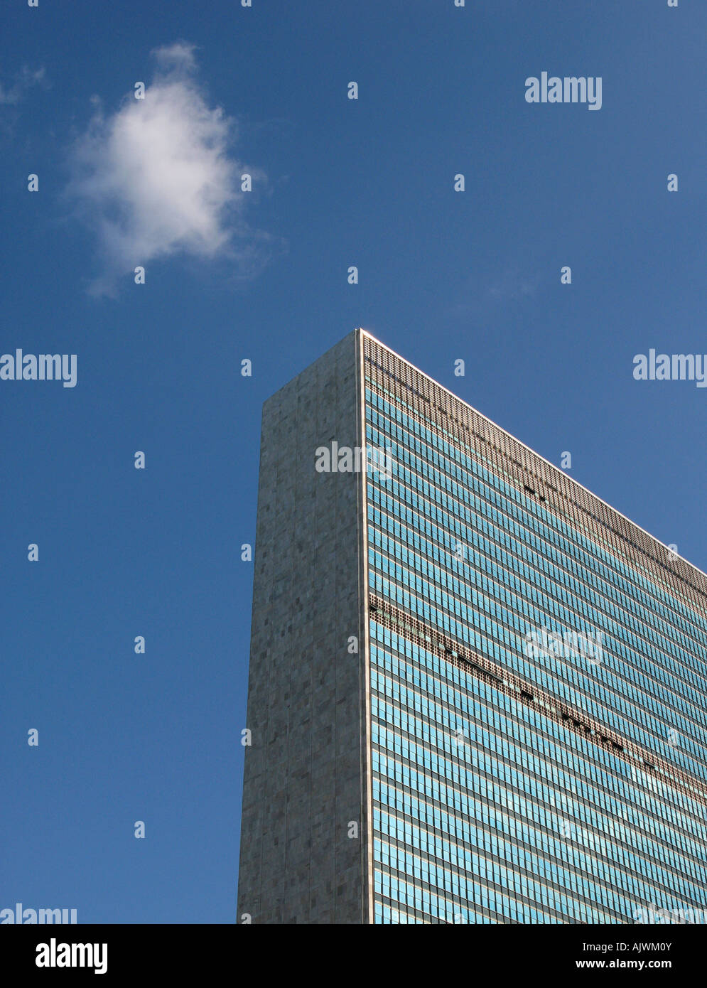 The United Nations HQ building in New York Stock Photo - Alamy