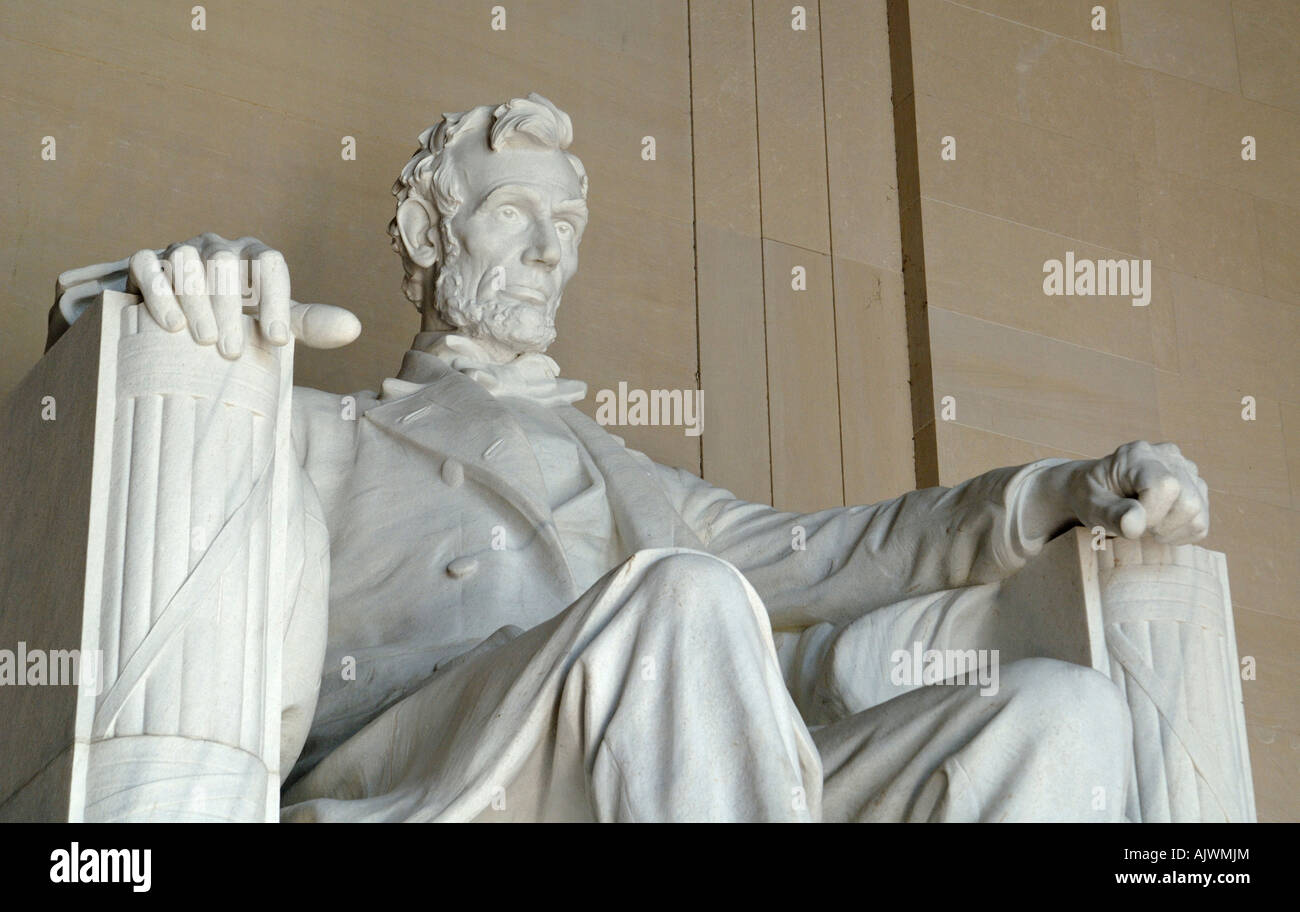 The statue of Lincoln in the Lincoln Memorial, Washington DC Stock ...