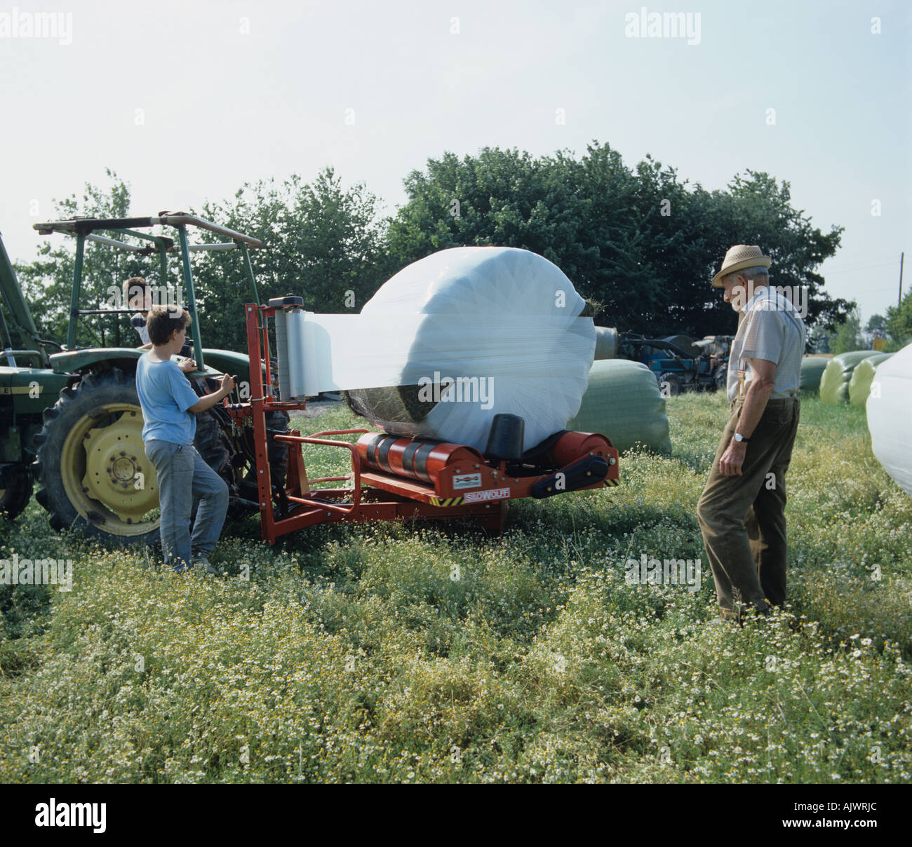 Rotating platform hi-res stock photography and images - Alamy