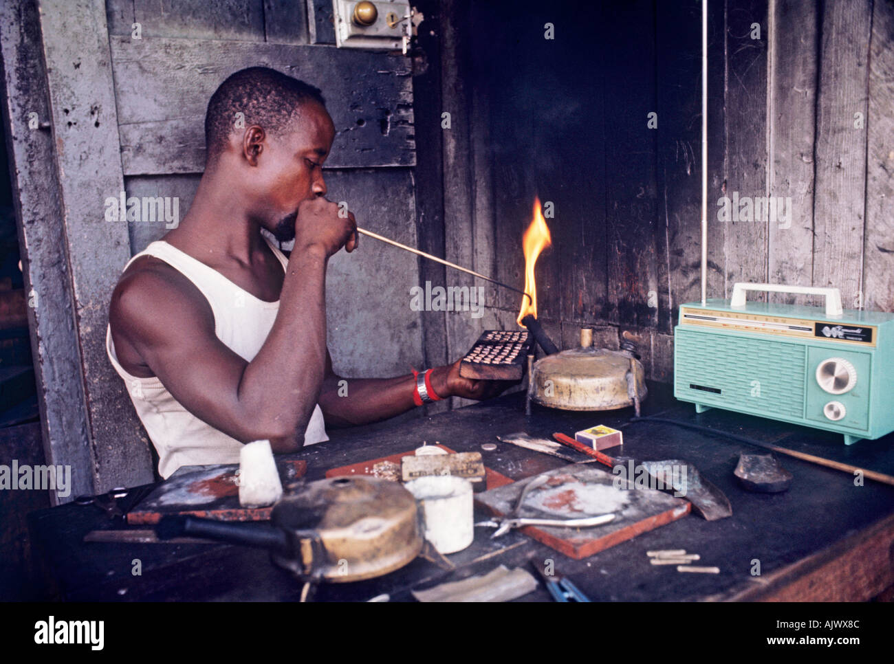 Gold jewellery africa hi-res stock photography and images - Alamy