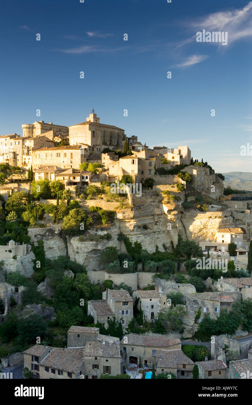 France Provence Hilltop village of Gordes Stock Photo - Alamy