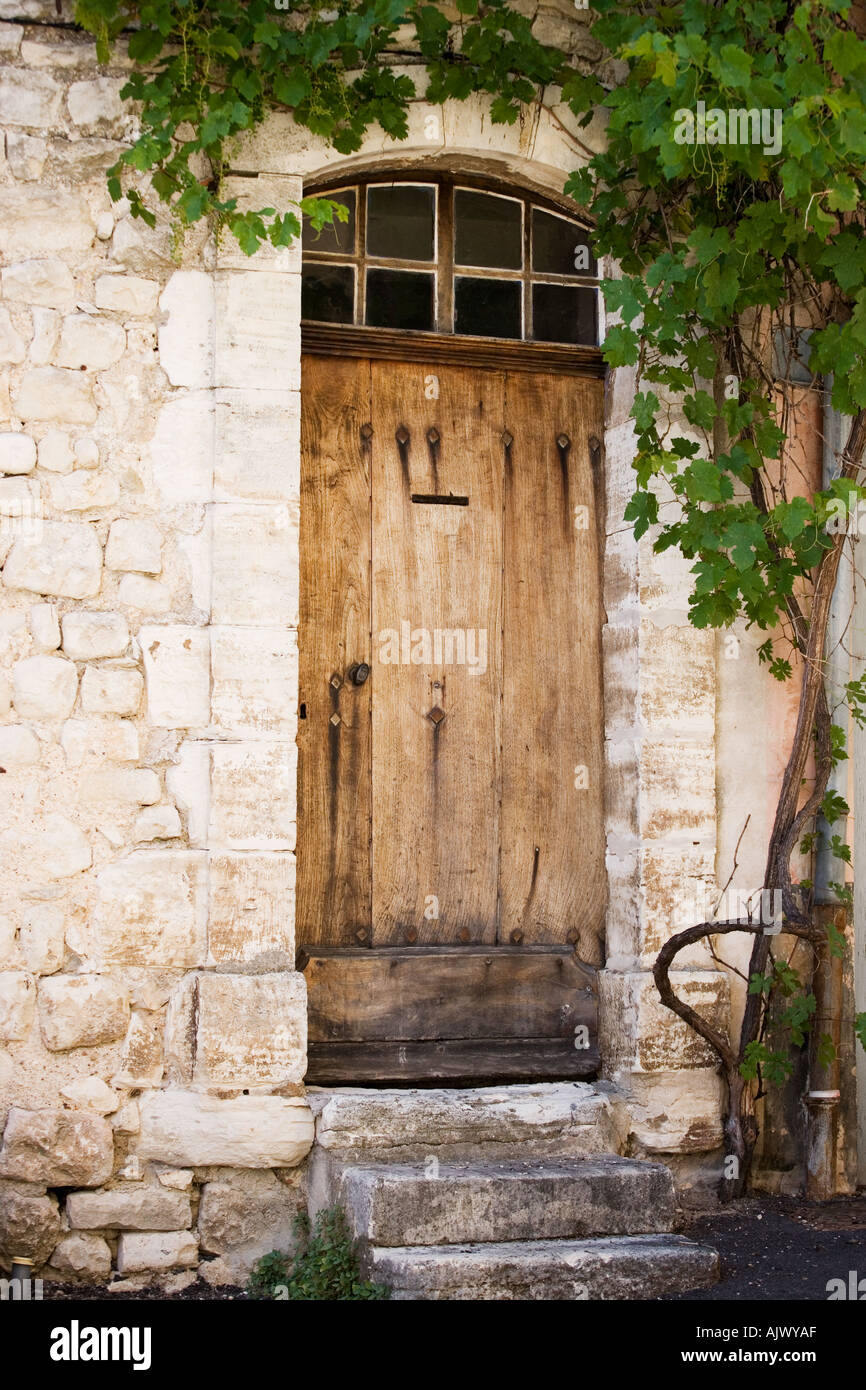 France Provence Vaucluse region typical Provencal door Stock Photo - Alamy