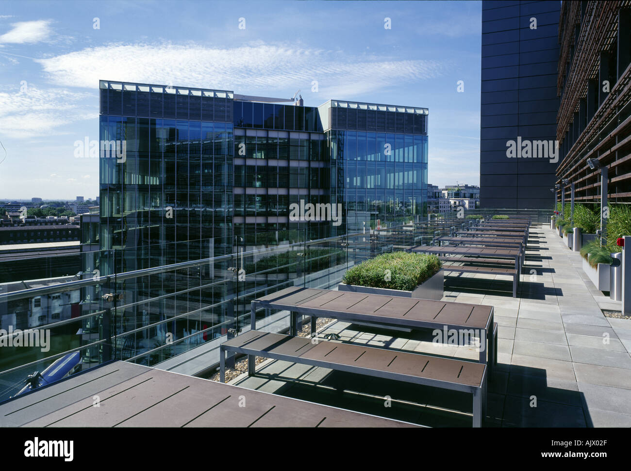 Terry farrell partnership hi-res stock photography and images - Alamy