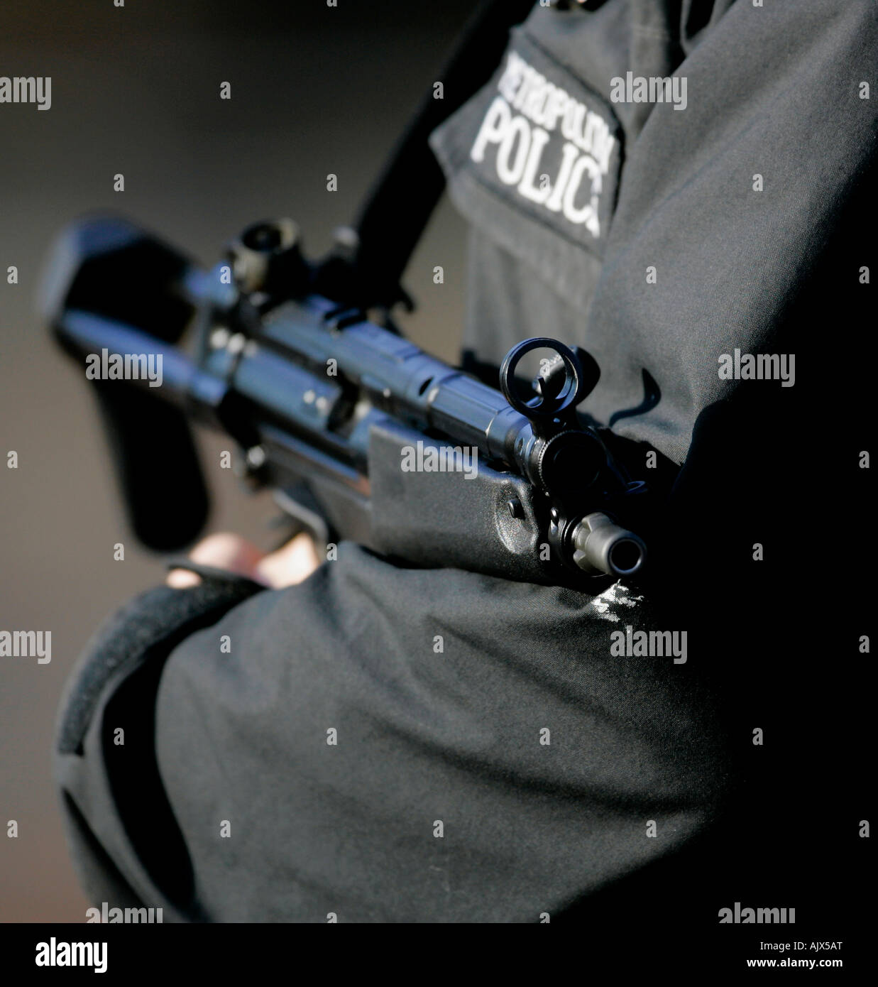 Met police badge hi-res stock photography and images - Alamy