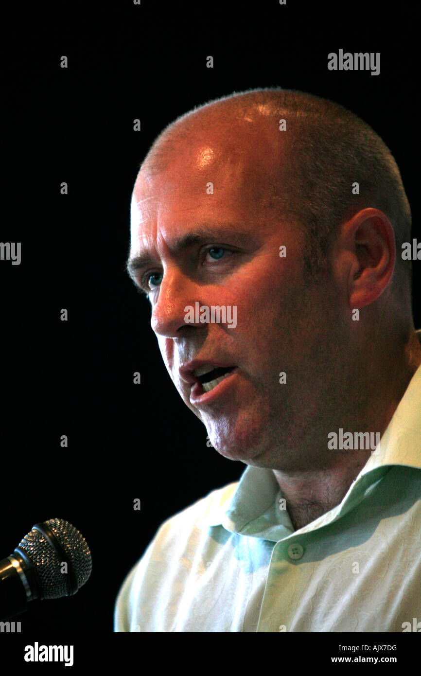 Australia author Richard Flanagan speaks to Foreign Correspondents in ...