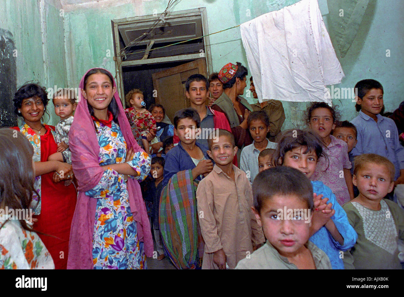 Afghani children hi-res stock photography and images - Alamy