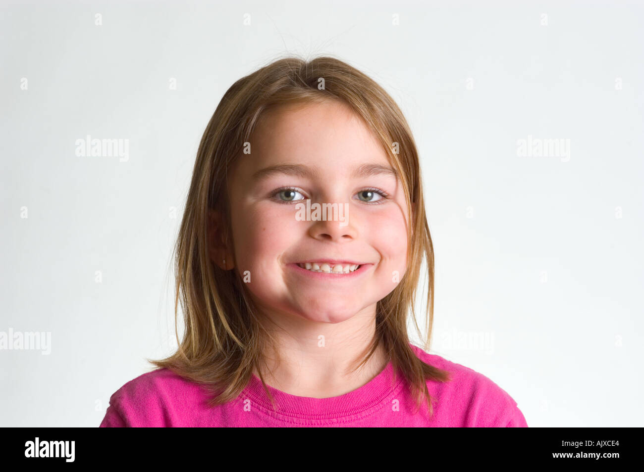 Average girl happy face smiling hi-res stock photography and images - Alamy