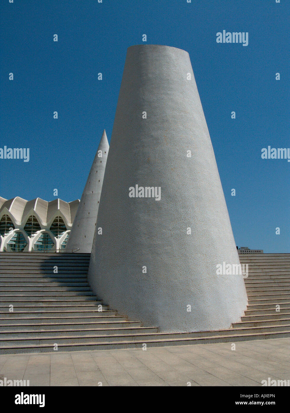 Conoid structure keeping the access to the basement, made in "trencadis ...