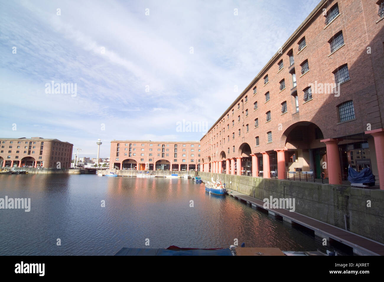 Arches of the Albert Dock Warehouse,Liverpool,England Stock Photo - Alamy