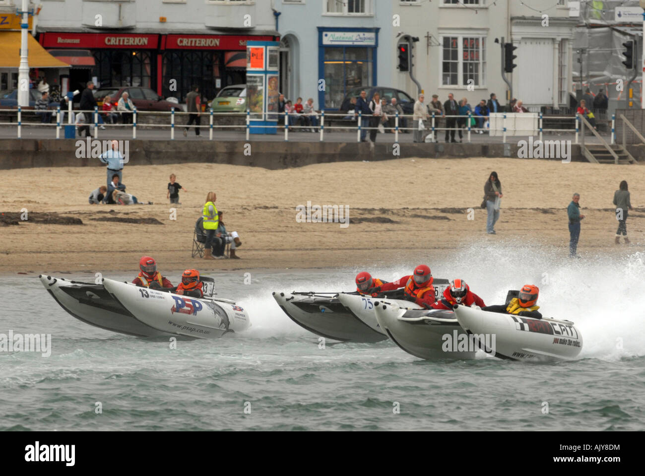Motorboat racing hi-res stock photography and images - Alamy