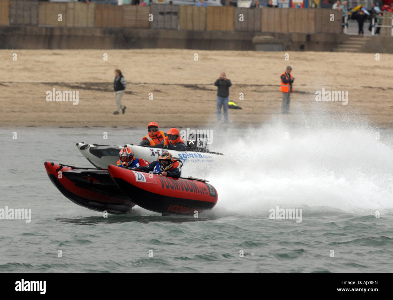 Motorboat racing hi-res stock photography and images - Alamy