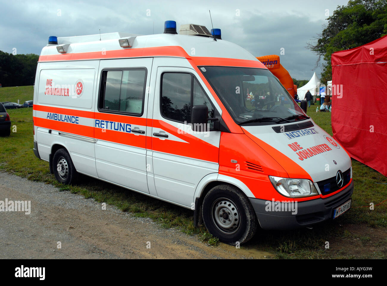 Ambulance austria hi-res stock photography and images - Alamy