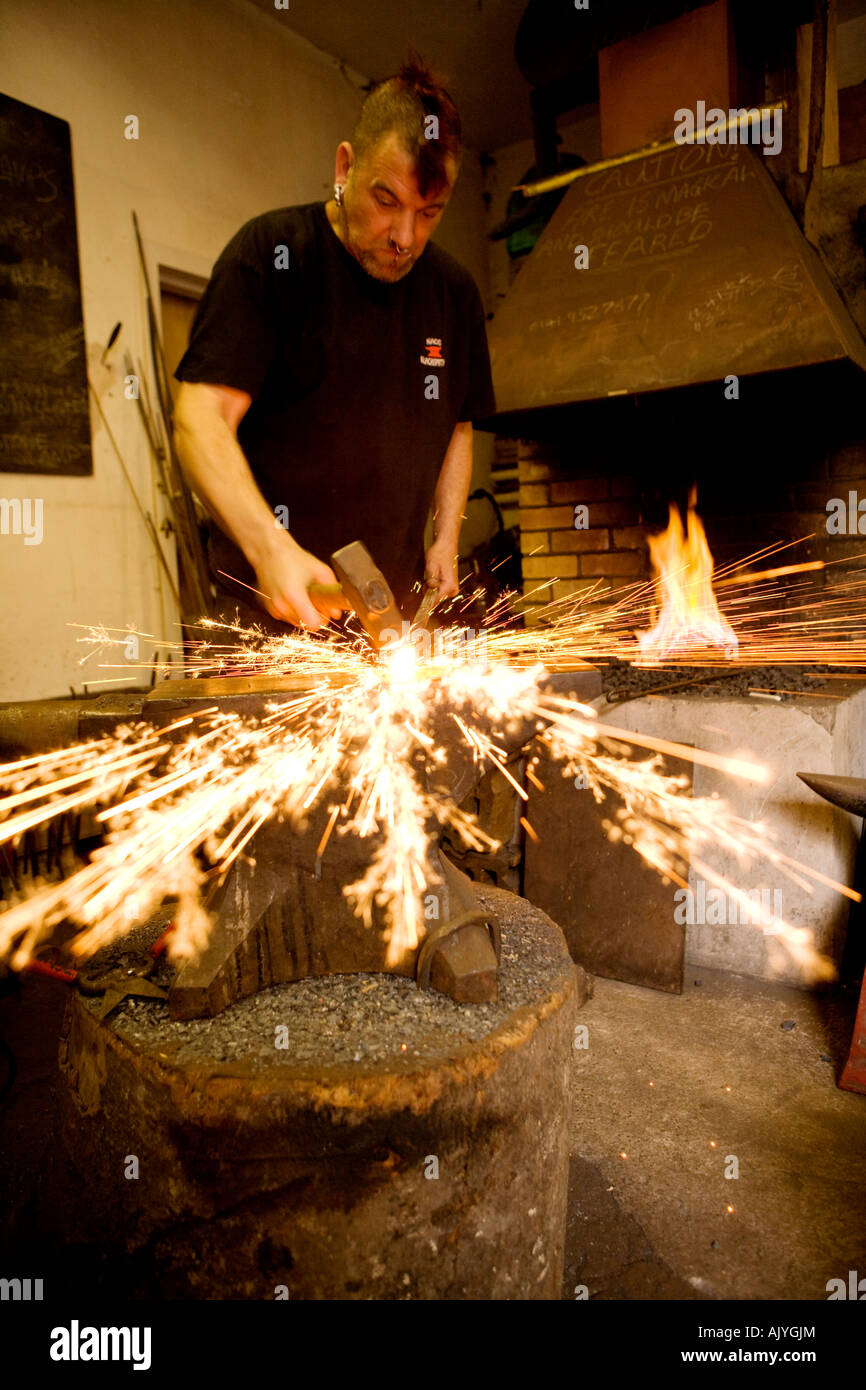 Anvil with sparks flying hi-res stock photography and images - Alamy