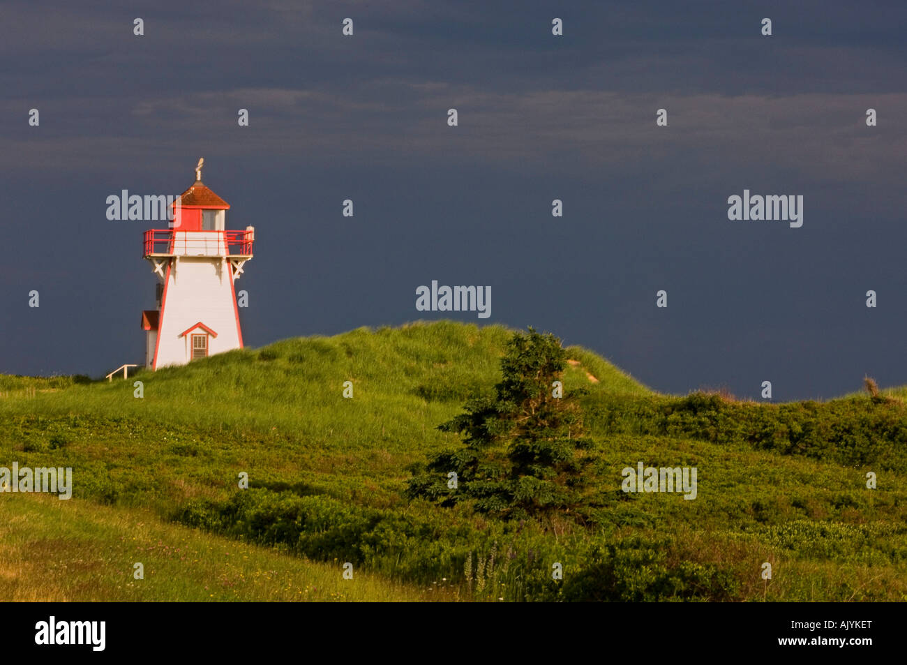 Covehead Lighthouse, Covehead Harbour, PE/PEI Prince Edward Island ...