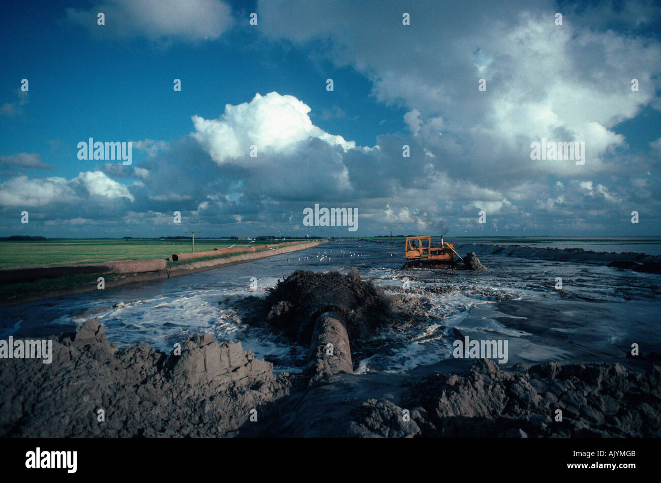 Deichbau hi-res stock photography and images - Alamy