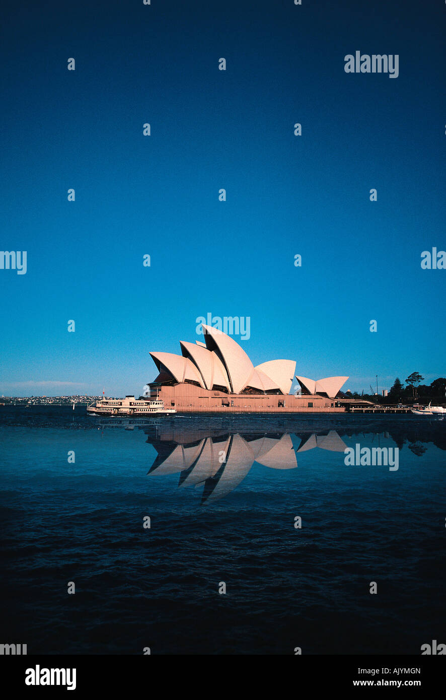 Specular reflection hi-res stock photography and images - Alamy