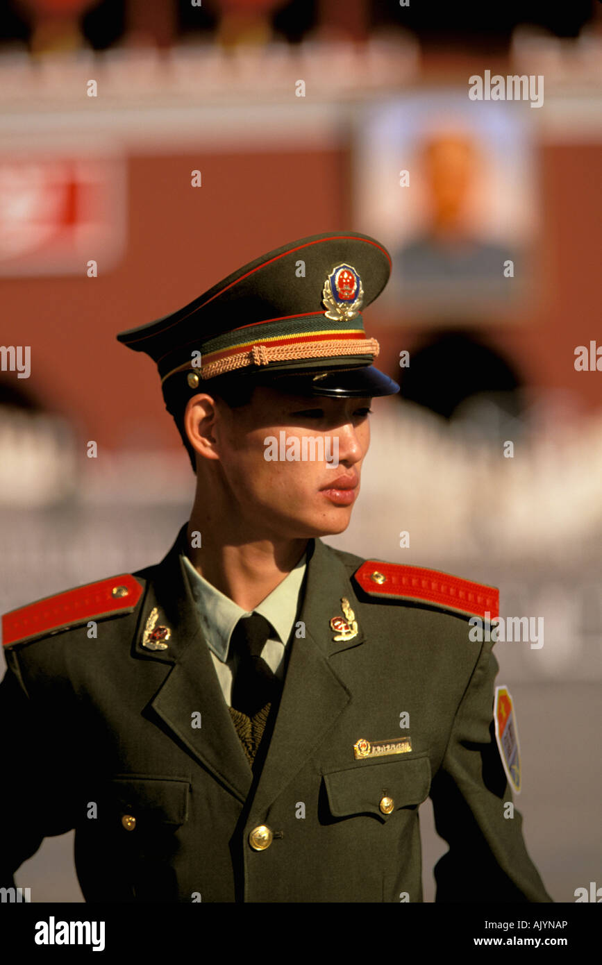 Red guard china hi-res stock photography and images - Alamy