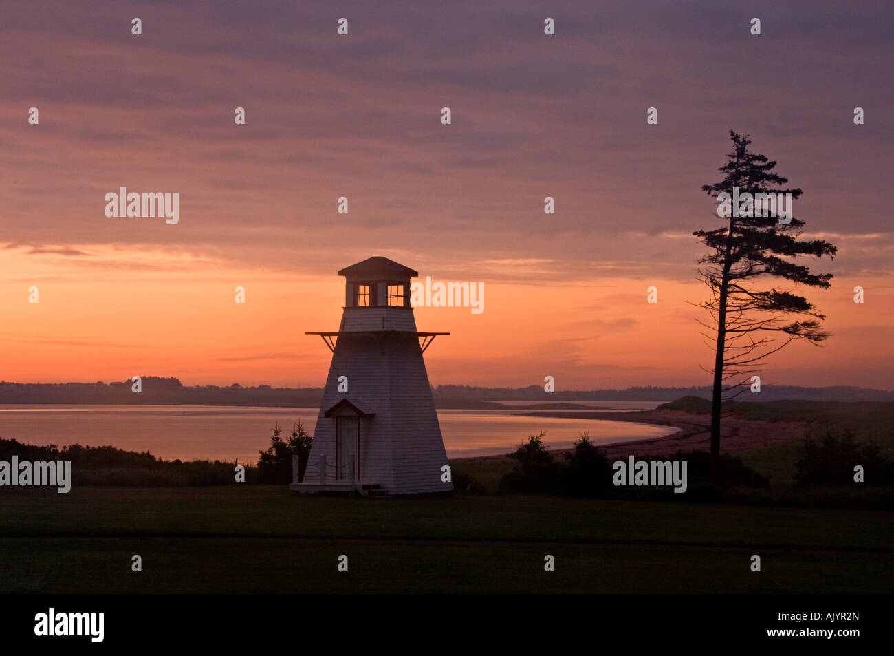 Cabot Point Lighthouse at dawn, Malpeque, PE/PEI Prince Edward Island ...