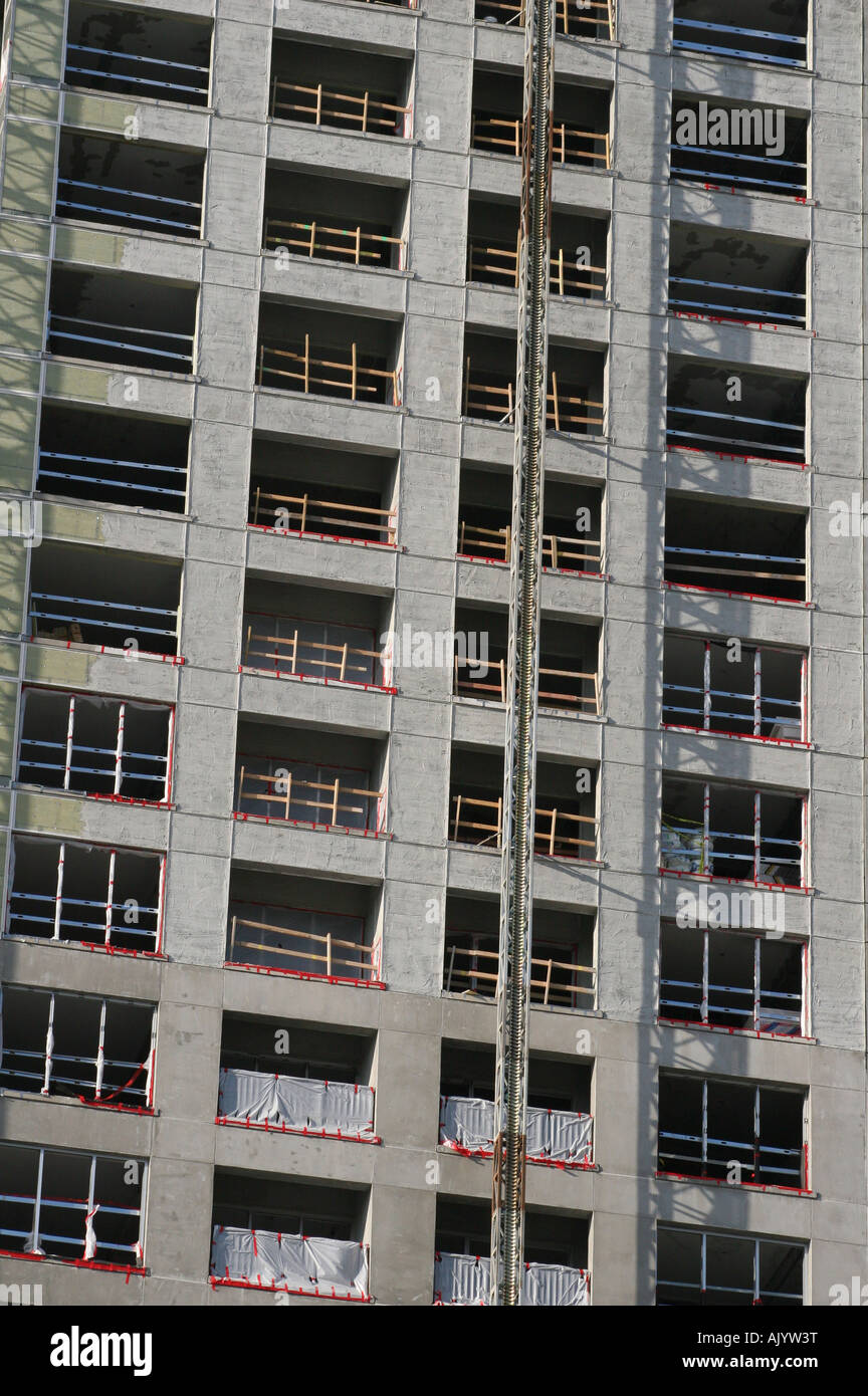 Steel and concrete construction tower Stock Photo - Alamy
