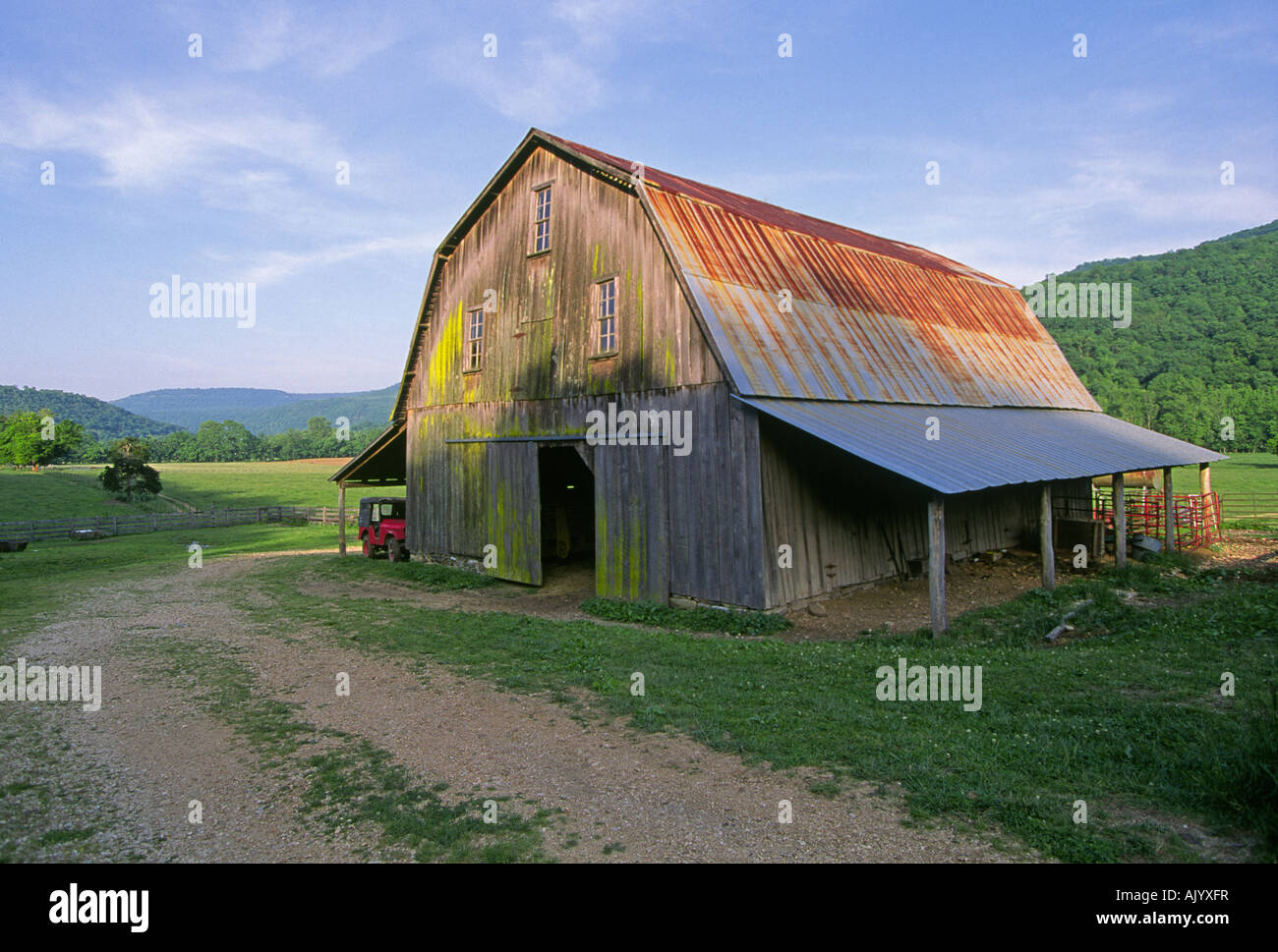 A view of a barn on a remote farm in the Ozark Mounains near the ...