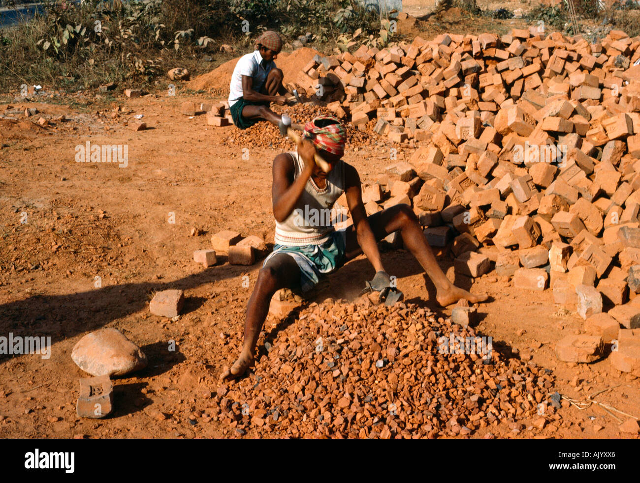 Bricks workers hi-res stock photography and images - Alamy