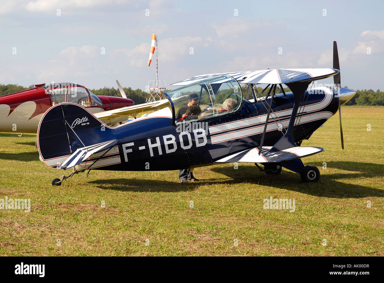 Pitts S2 B Aerodrome de Cerny La Ferte Alais Amicale Jean Baptiste ...